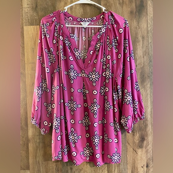 crown & ivy | Tops | Crown Ivy | Poshmark
